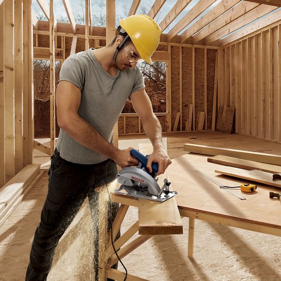 Serra Circular Manual Profissional 1500 Watts GKS 150 Bosch - J Nakao