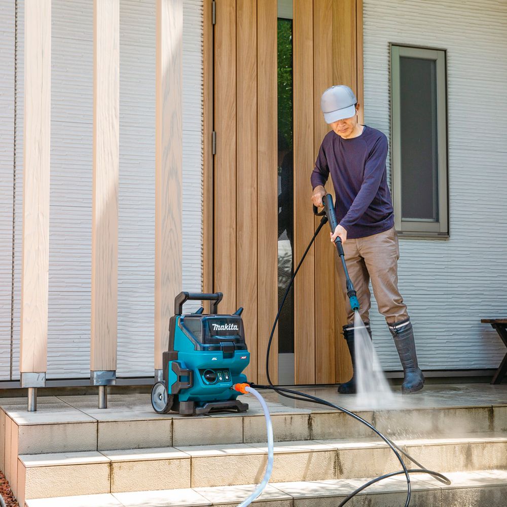 Lavadora de Alta Pressão à Bateria XGT HW001GZ Makita - J Nakao